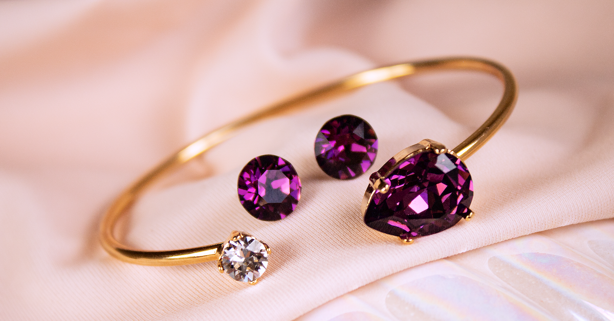 Natural stone jewelry and jewelry with Swarovski crystals | NELA GEMS